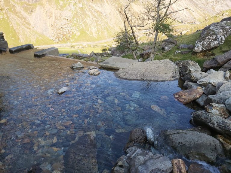 The Ultimate Guide to Conquering Snowdon: Llanberis Path for Beginners ...